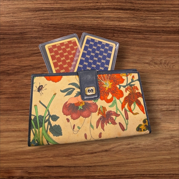 Gucci | Bags | Gucci Floral Wallet And Bonus Gucci Cards X2 | Poshmark